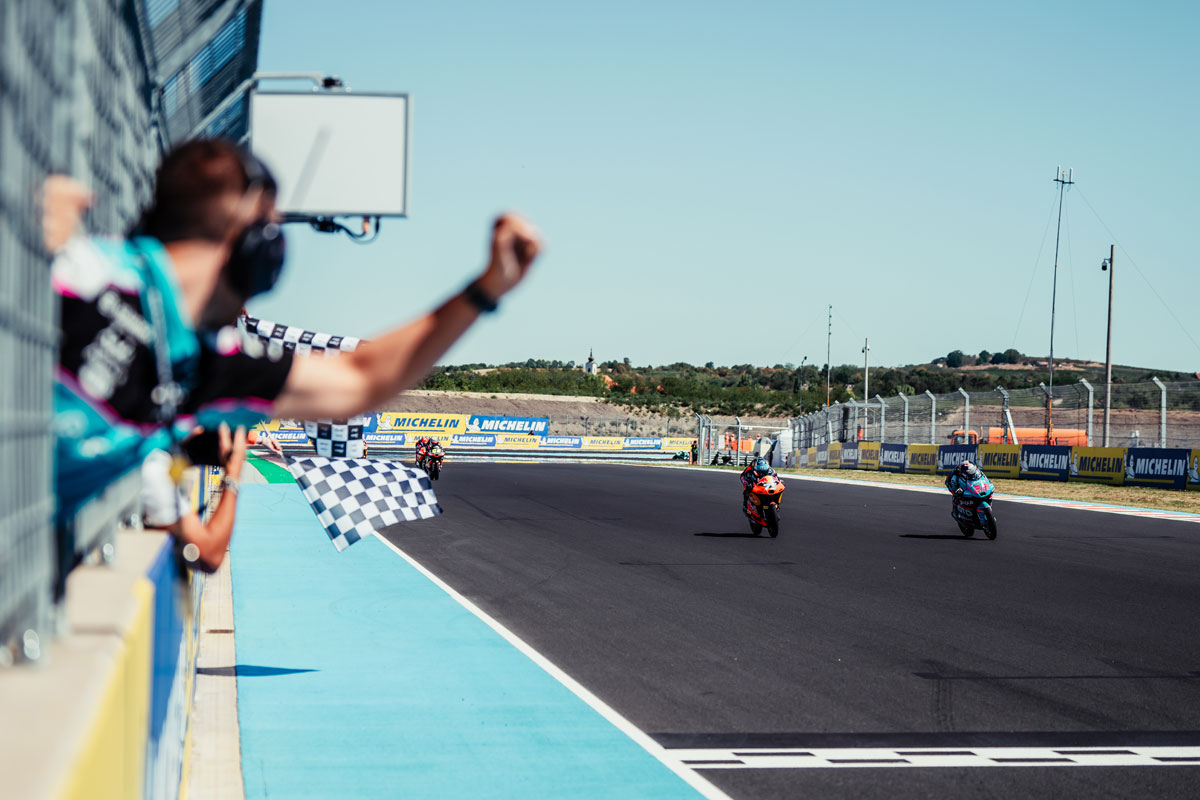 Moto3 : Quiles s'impose au finish au Balaton Park