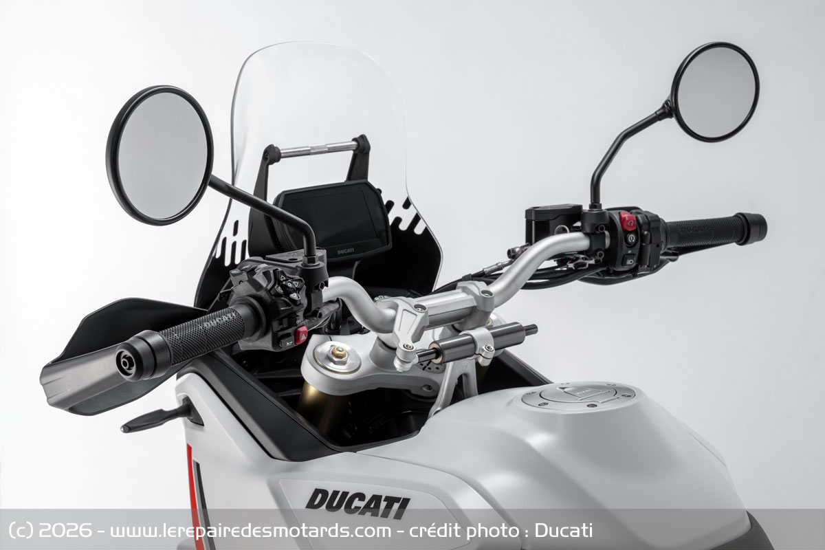 Trail Ducati DesertX 2026