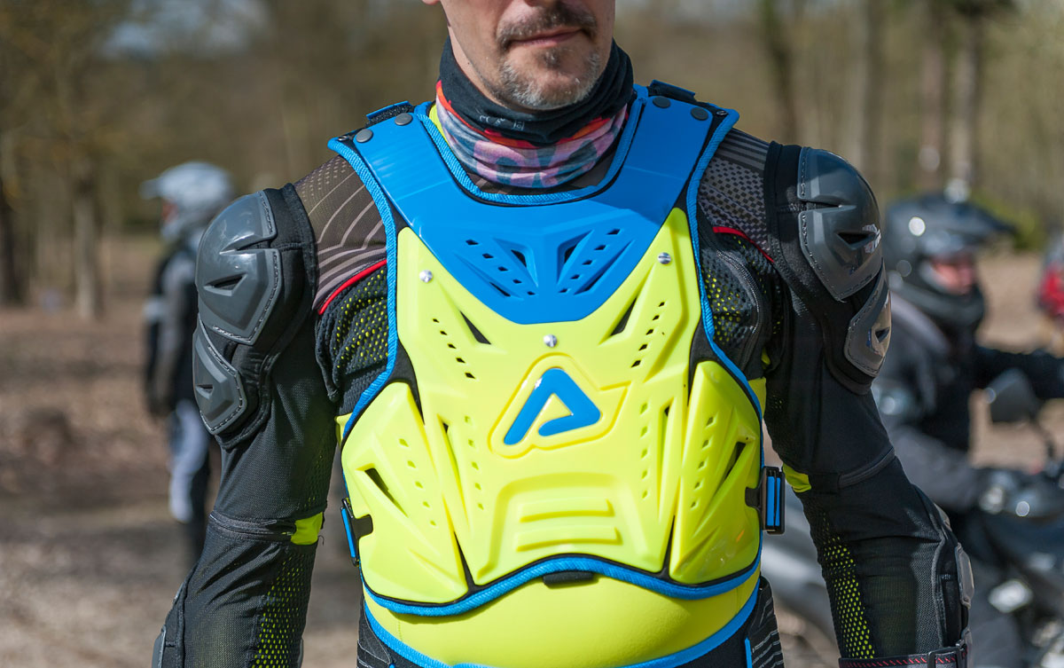 Essai protection Acerbis Cosmo 2.0