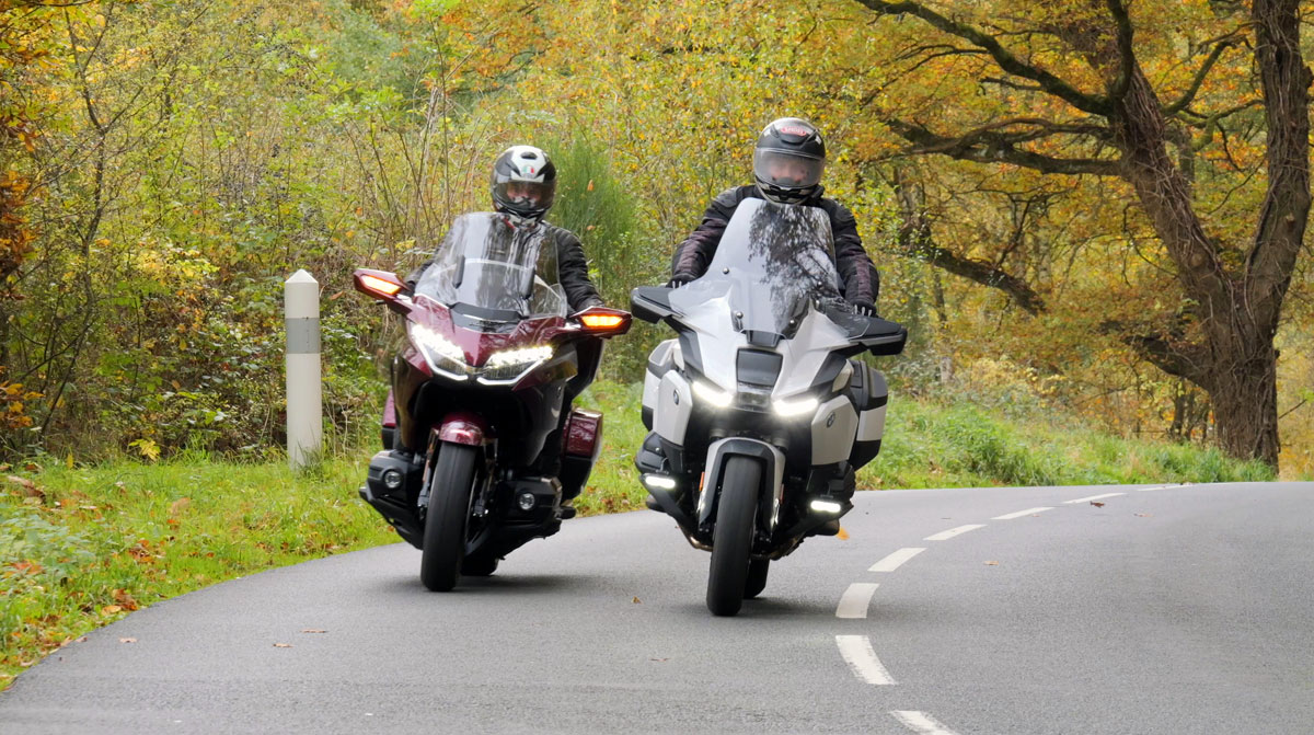 Essai comparo Honda GoldWing 1800 Tour et BMW R 1300 RT