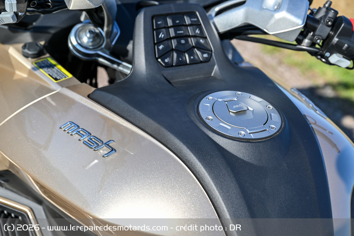 Essai moto Mash GT750