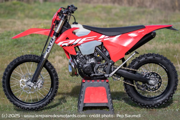 Essai moto Rieju MR 300i