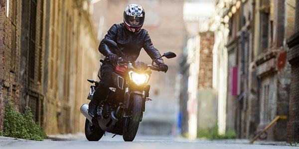 Essai Yamaha MT-125 et YZF R125
